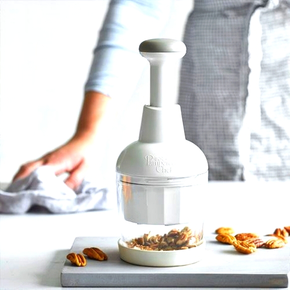 The Pampered Chef | Kitchen | Pampered Chef Chopper | Poshmark